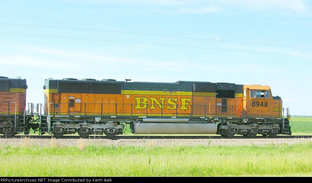 BNSF 8948